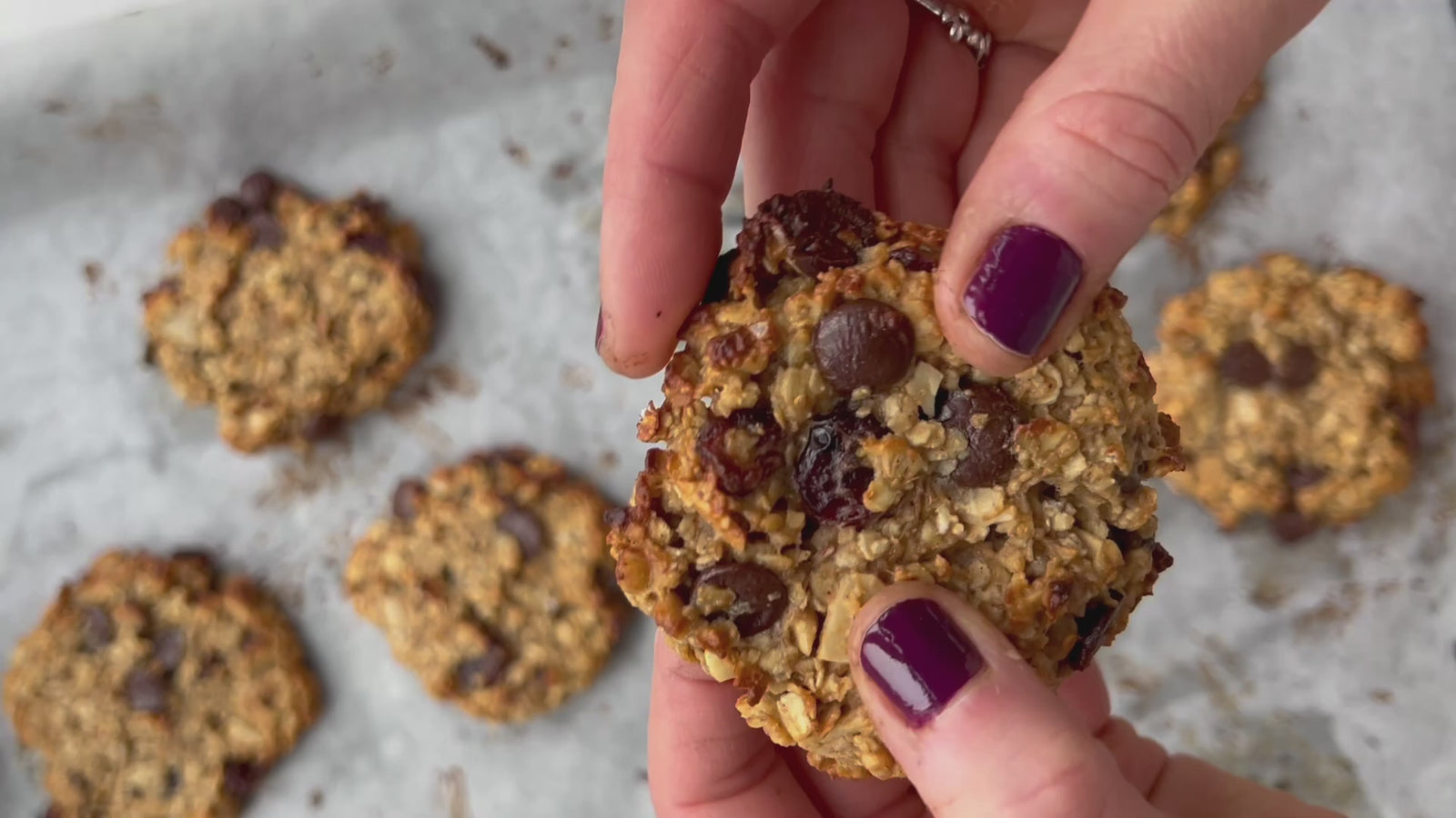 Banan cookies med peanutbutter og chokolade | Opskrift – Green Goddess
